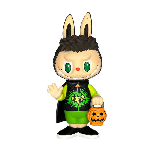 Labubu Fright Night brunette created by Teeewizzle (Thad Wilkes)