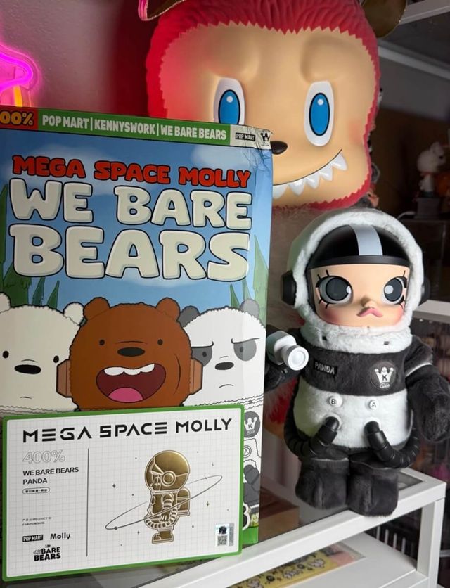 Mega Space Molly 400% We Bare Bears Panda created by Kenny Wong