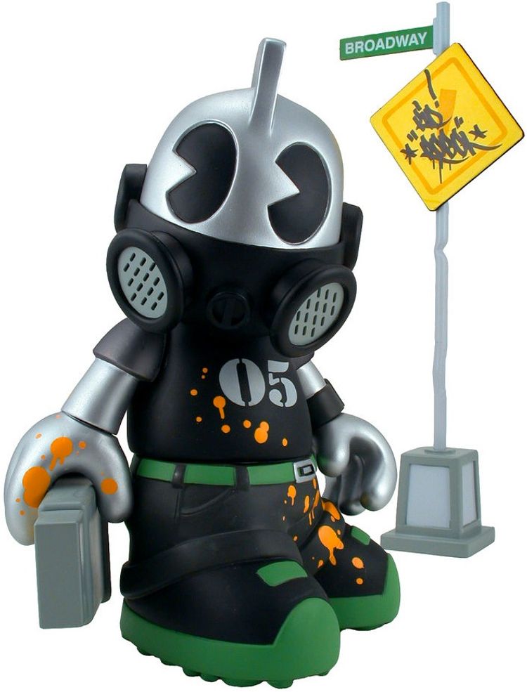 Kidmutant [Kidrobot 18] created by Frank Kozik