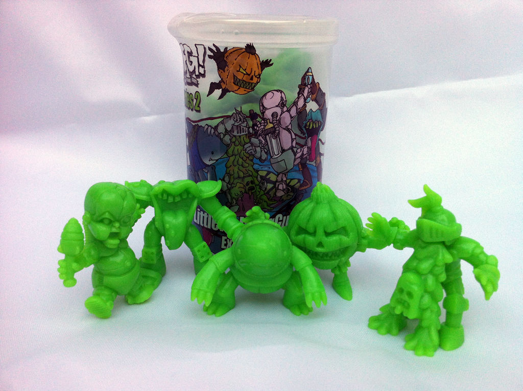 OMFG! Series 2 - Green (Can) created by George Gaspar, Monsterforge ...
