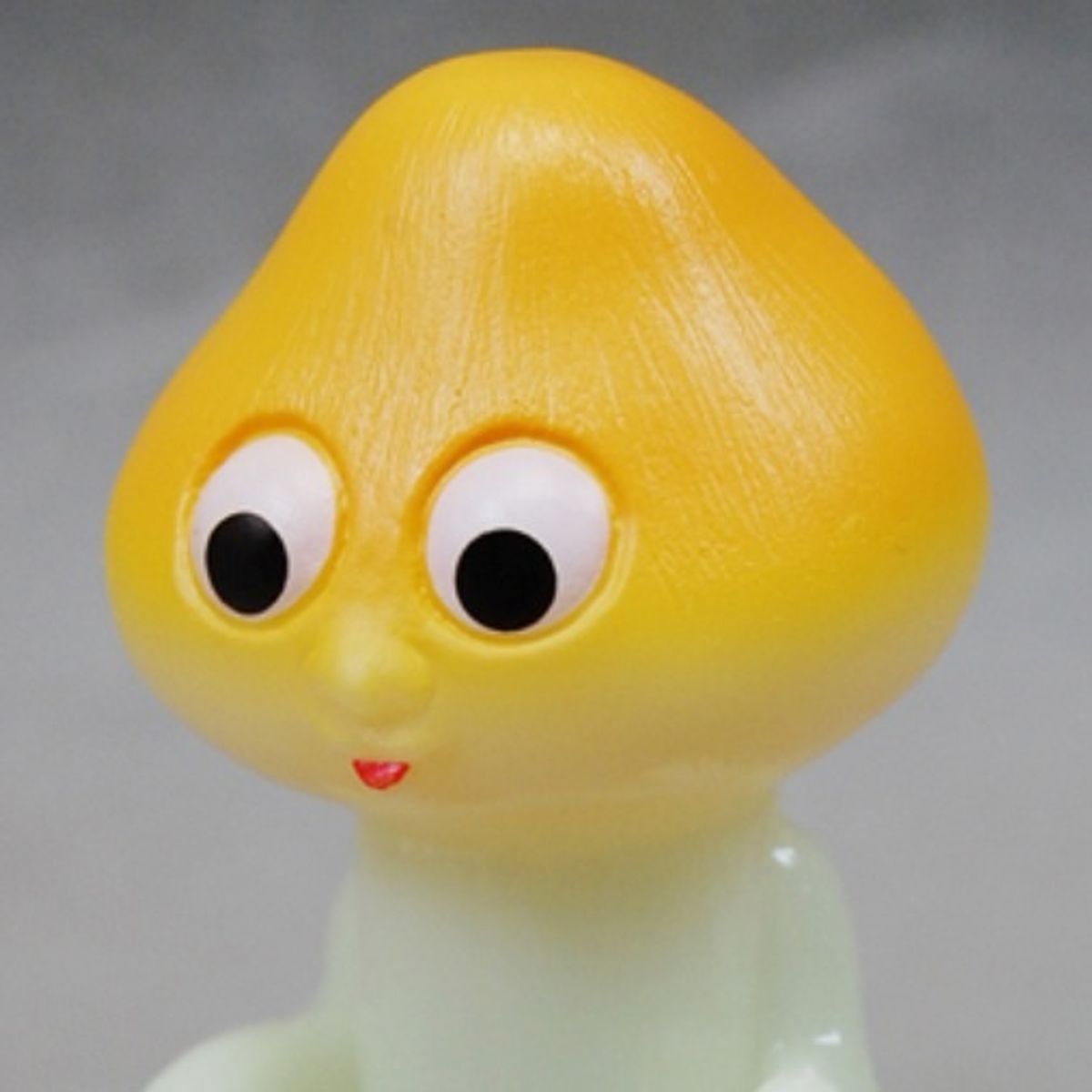 Sunguts x angel abby Exclusive Master Mushroom - GID created by Sunguts