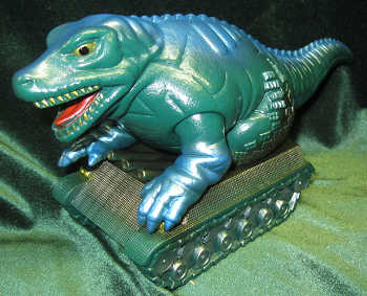 Tsuburaya Communications Monster Township standard size tank monster ...