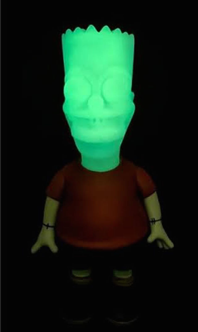 The Simpsons Tree House of Horror Bart Grin - GID Prototype Edition ...