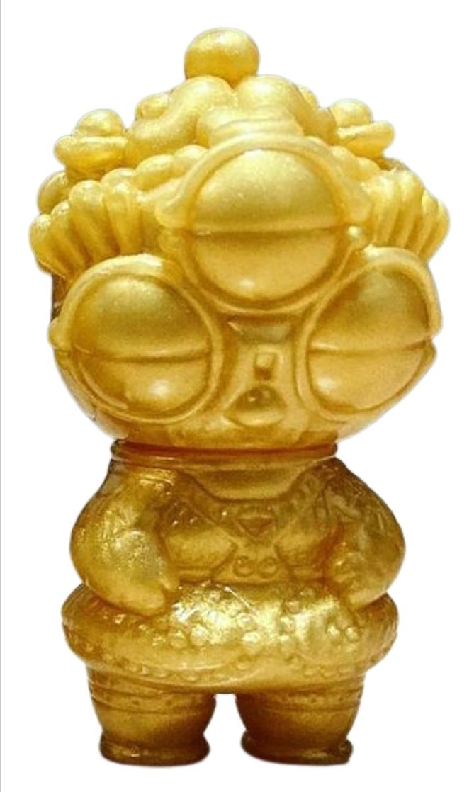 Gold Three Eyes Shakokitachi created by Science Patrol